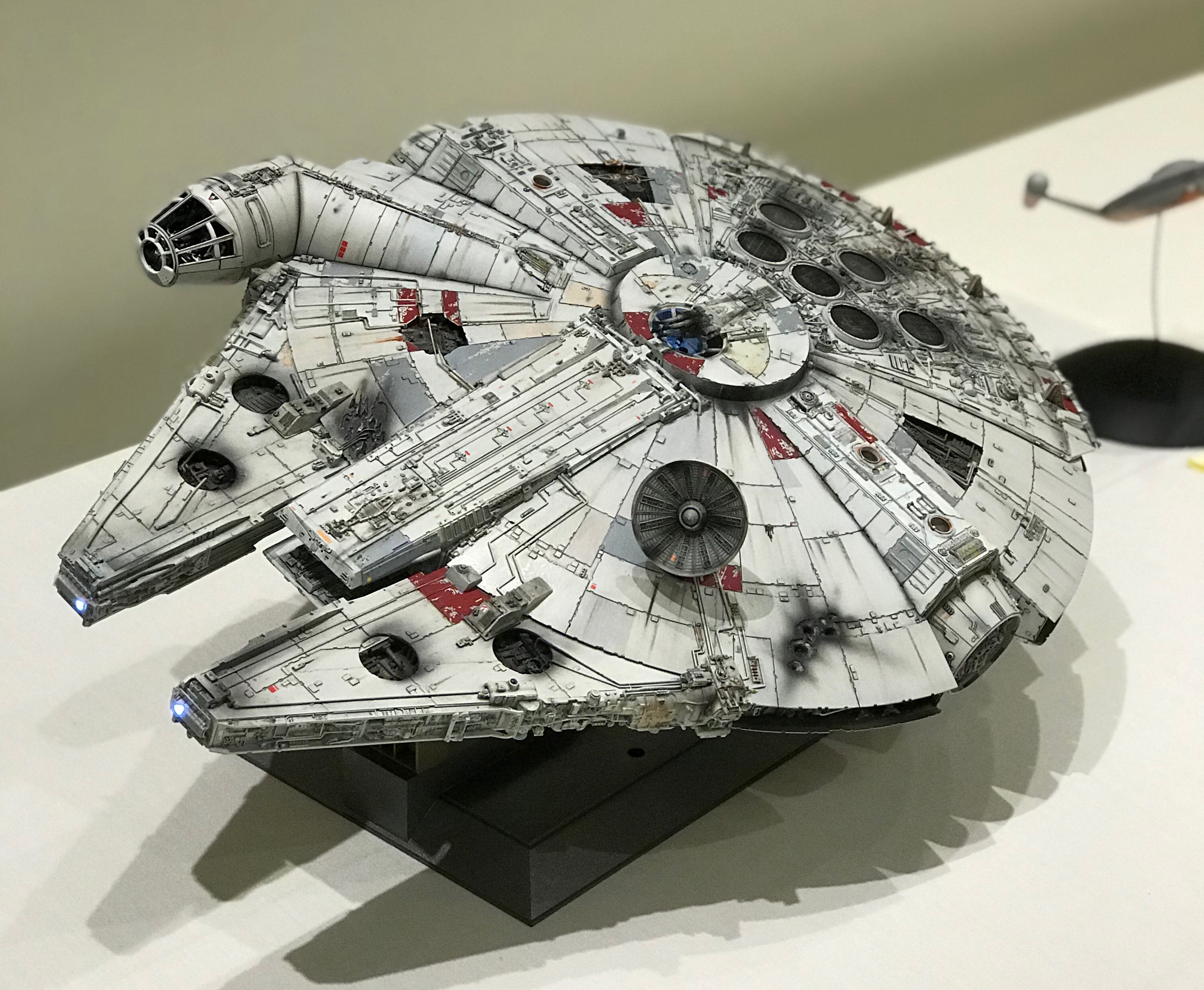 Bandai 1/72 scale Perfect Grade Millennium Falcon | Starburst Models Bandai 1/72 scale Perfect Grade Millennium Falcon | Starburst Models